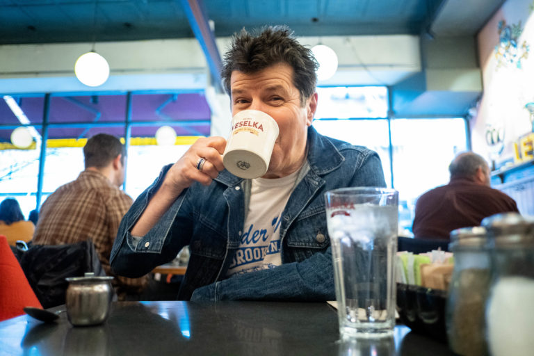 Video Premiere: Jono Manson "Home Again to You"