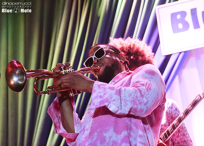 MoBetta Brown Jams with Taz and Chelsea Baratz at NYC's Blue Note (A ...