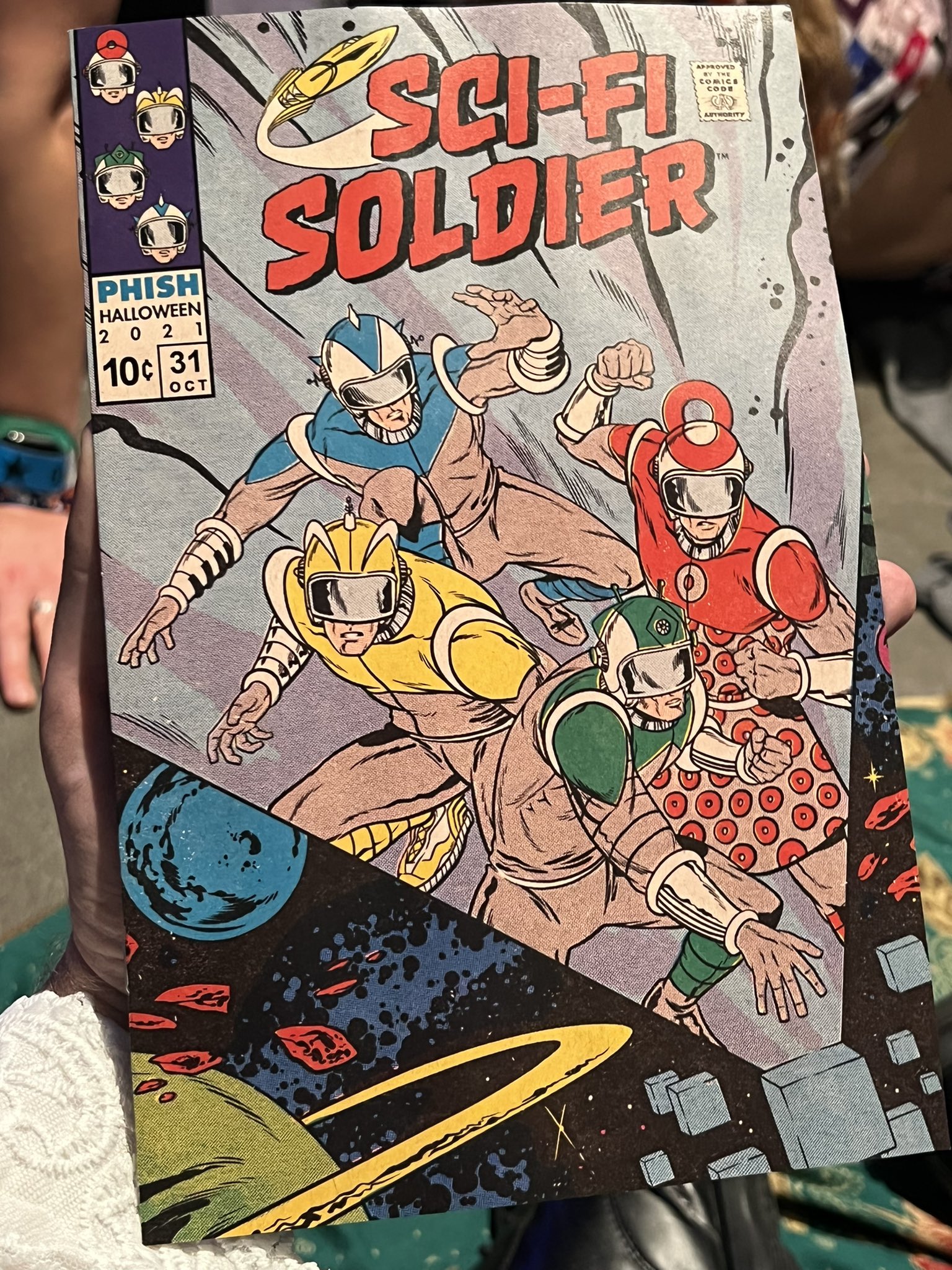 Phish Unveil 'Sci-Fi Soldier' Songs and Alter-Egos for Halloween in Las ...