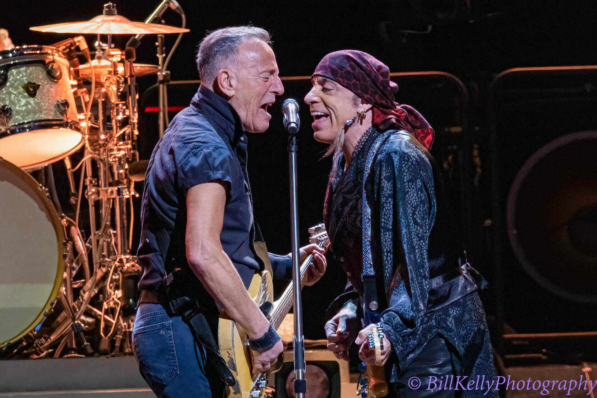 Bruce Springsteen Cascades Classics in New York Ahead of European Leg ...