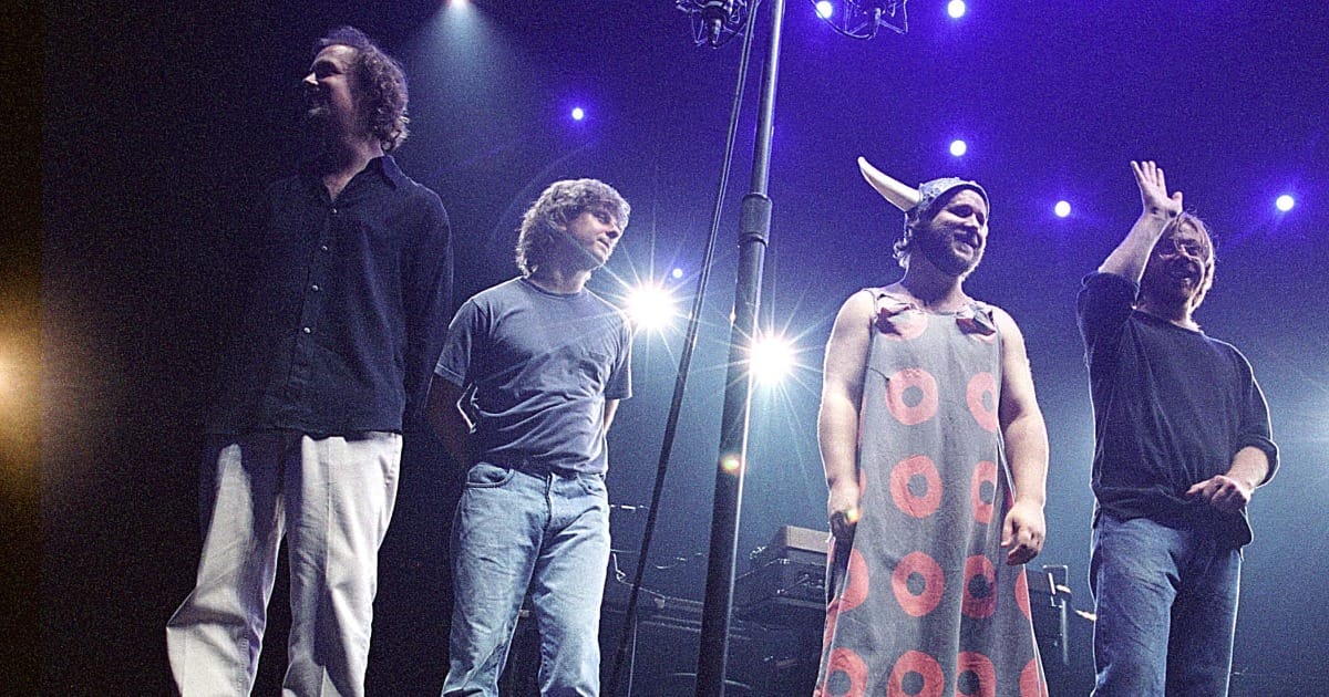 Listen: Phish Preview New Live Release 'The Spectrum '97,' with "Ghost ...
