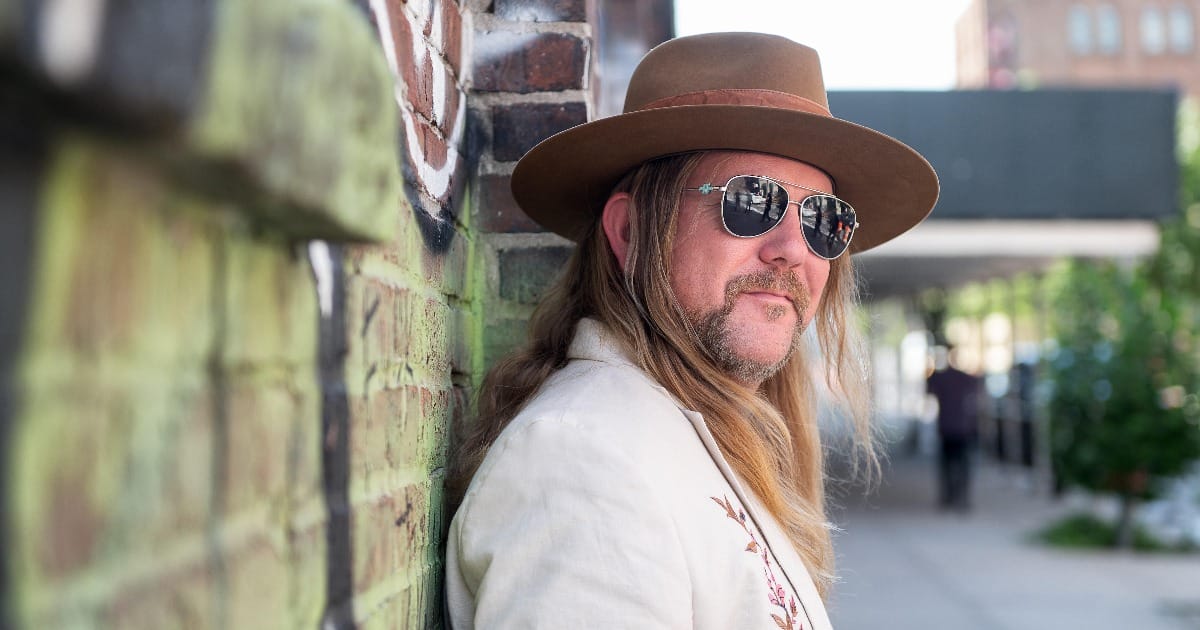 Video Premiere: Devon Allman Shares Exclusive 'Miami Moon' Preview with ...