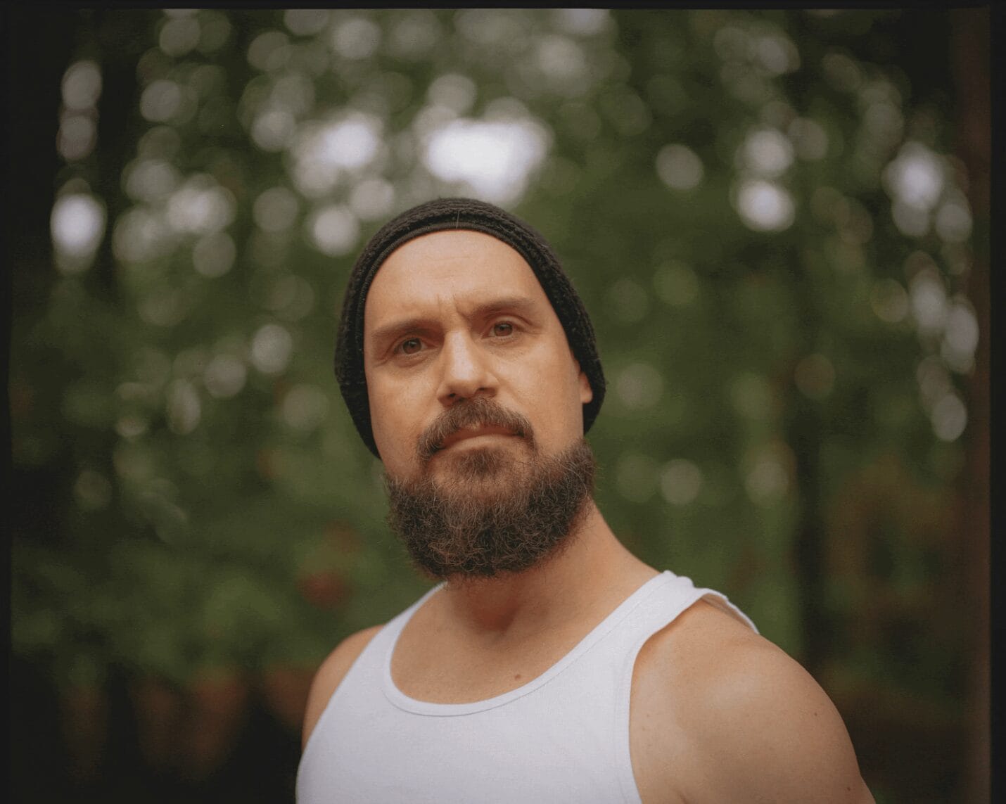 Tom Hamilton Announces Debut Solo Album 'I'm Your Vampire,' Drops First ...