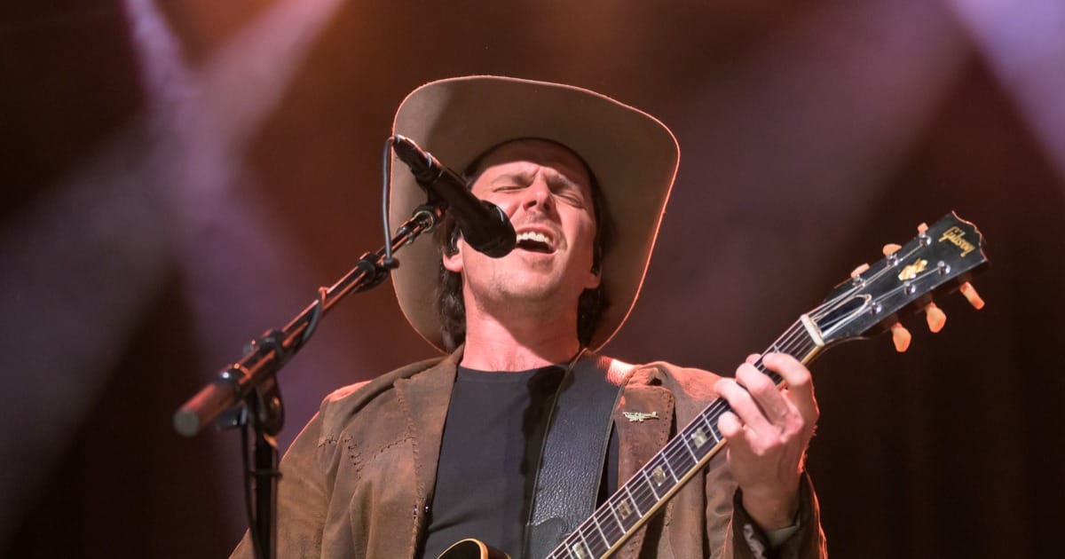 Lukas Nelson at The Fonda Theatre in Los Angeles (A Photo Gallery)
